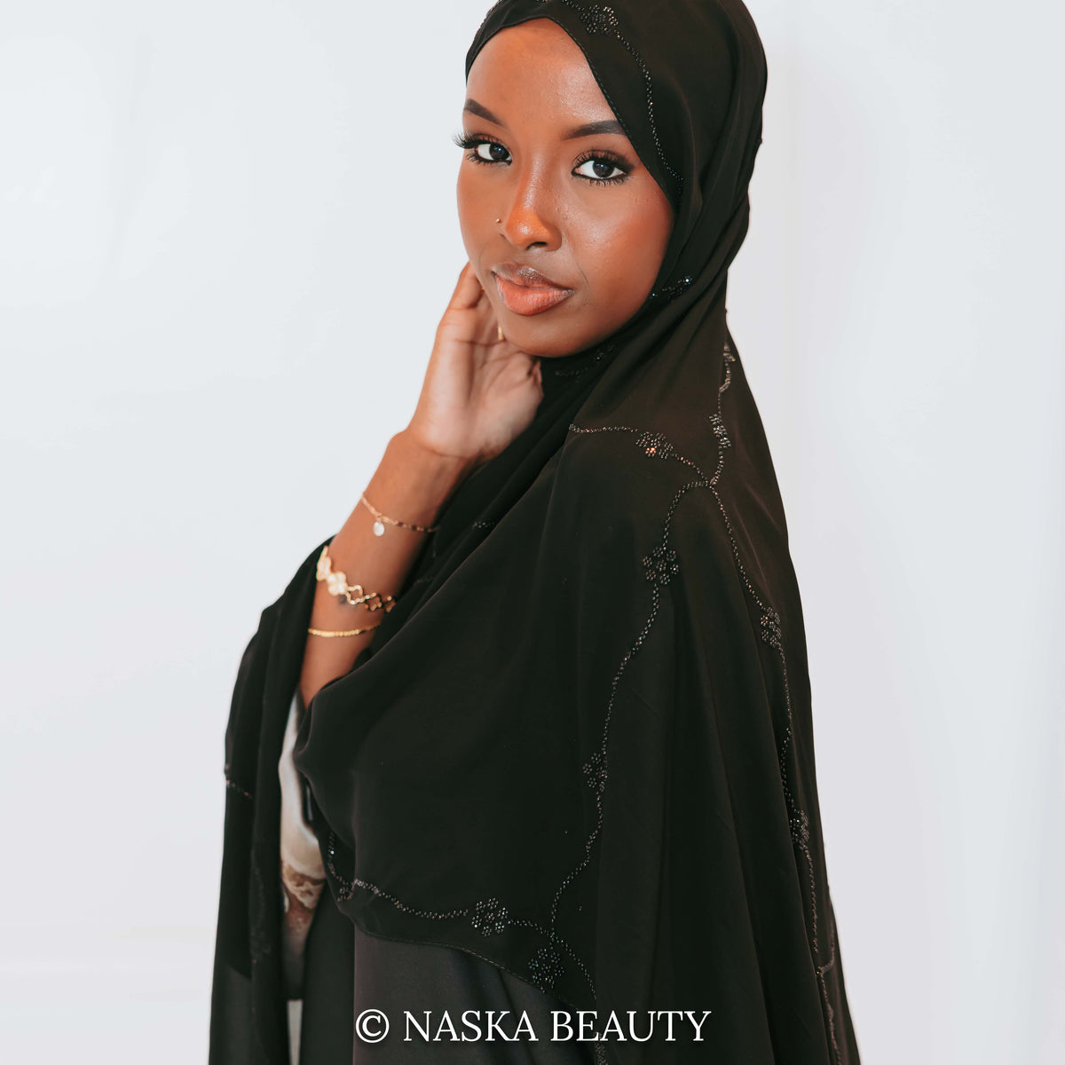 Rhinestone floral hijab – Naska Beauty